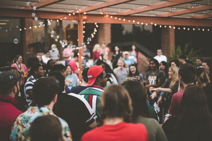 Golden 50th Birthday Party Ideas You Must have in Your Plans in 2025 ...