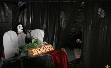 Easy DIY Halloween Haunted House Garage in 7 Steps in 2025 - Birthday ...