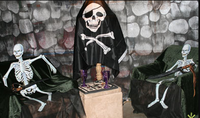 Easy DIY Halloween Haunted House Garage in 7 Steps in 2025 - Birthday ...